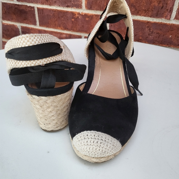 Vionic | Shoes | Vionic Espadrille Wedges | Poshmark